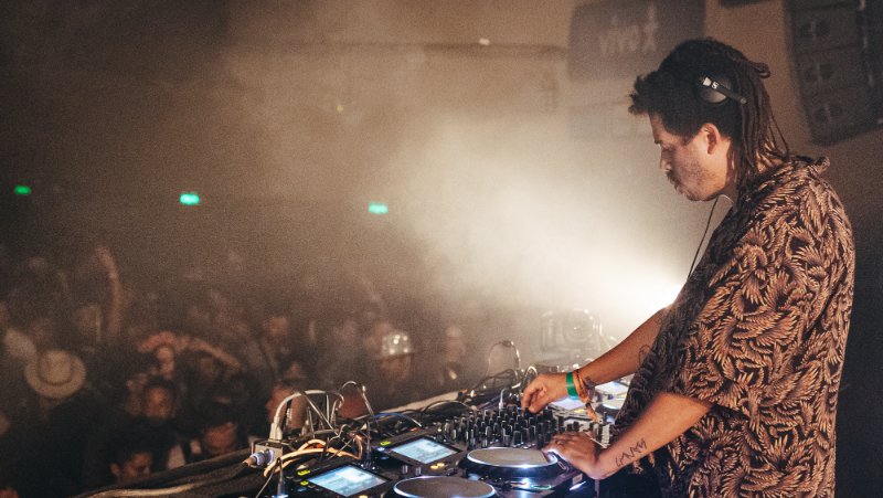 Seth Troxler e RARA: entenda a conexão do DJ americano com a festa ...