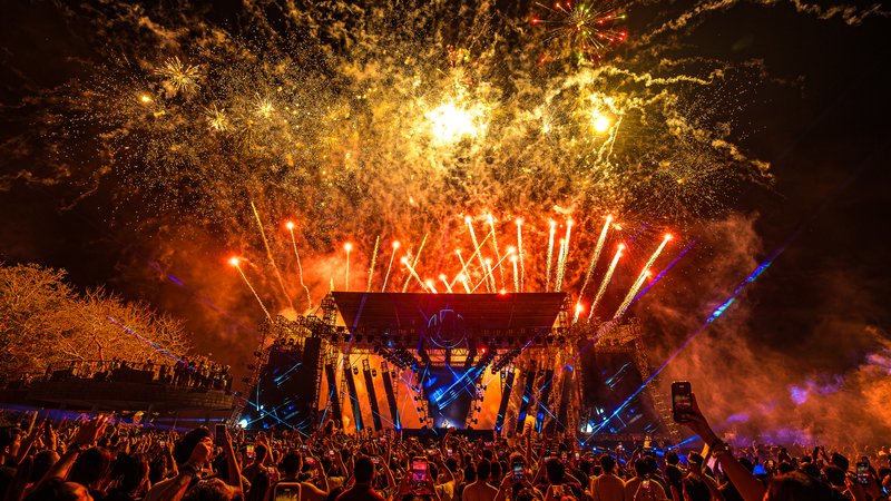 ULTRA Beach Bali 2024 revela a Fase 1 do line-up com Alesso, Steve ...