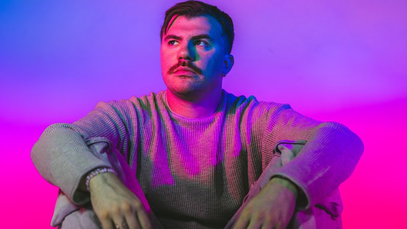 Zerb colabora com Coldplay e se torna o 1º artista brasileiro a lançar ...